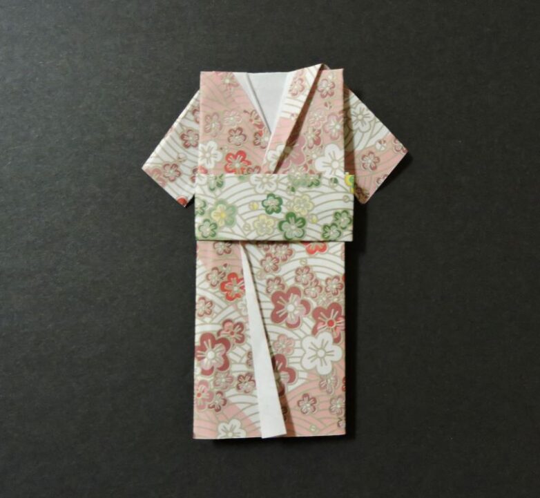 How To Display A Kimono: Using Origami Patterns